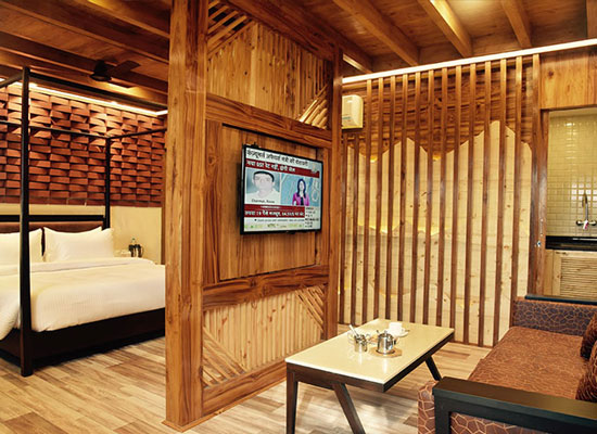 Best 4 Star Hotel in Shimla Mall Road | Hotel Willow Banks Shimla
