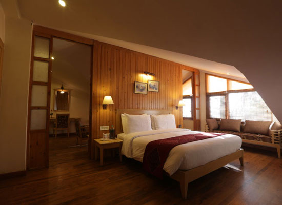 Best 4 Star Hotel in Shimla Mall Road | Hotel Willow Banks Shimla